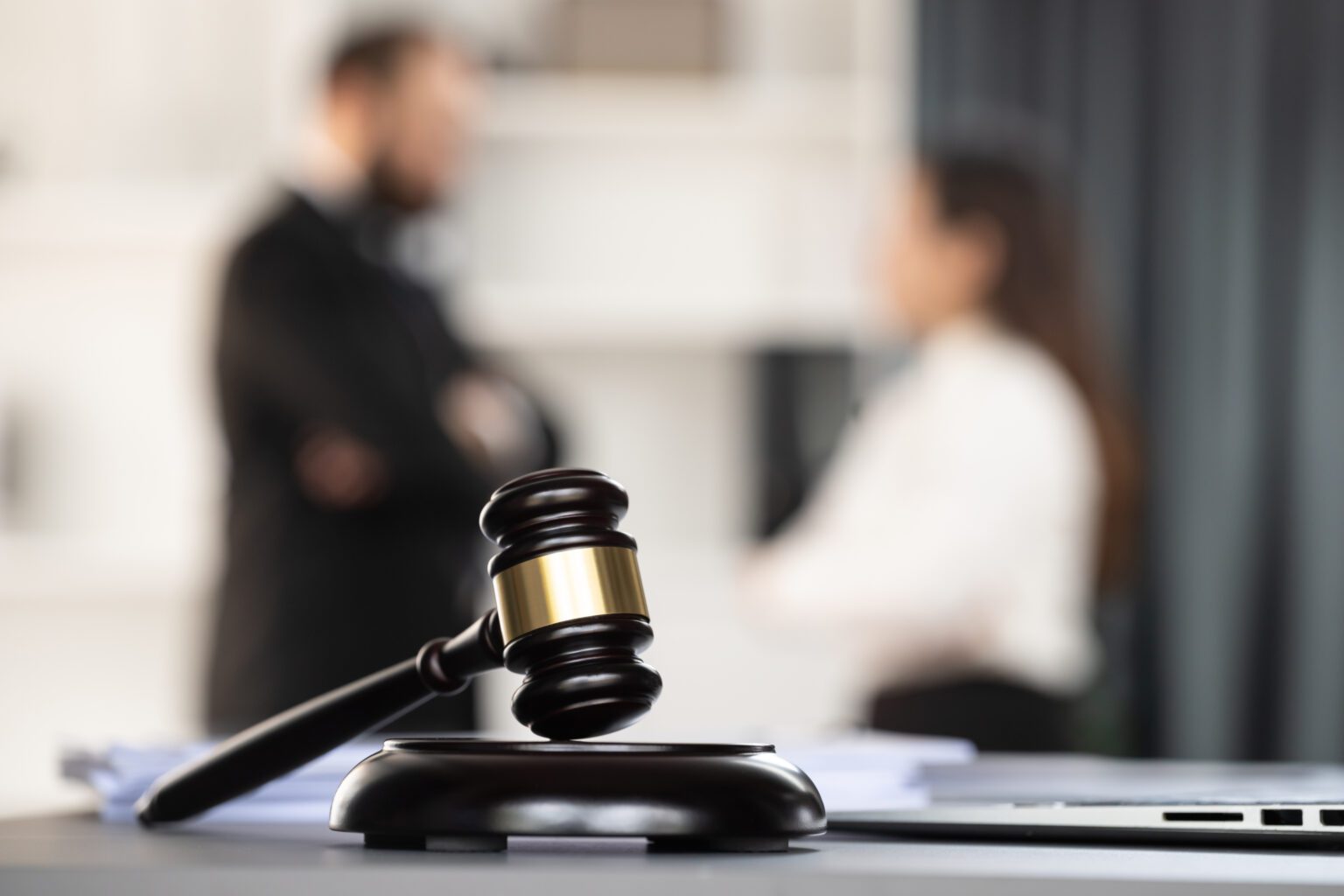 Breaktime Balancing Act: Navigating Attorney-Witness Discussions in ...